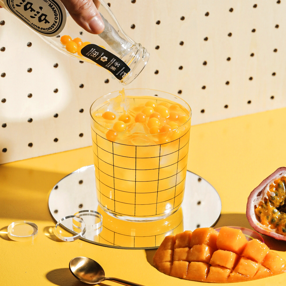 Dot Dot Tea Mango Passionfruit Bubble Tea 250ML | Hiko Drinks